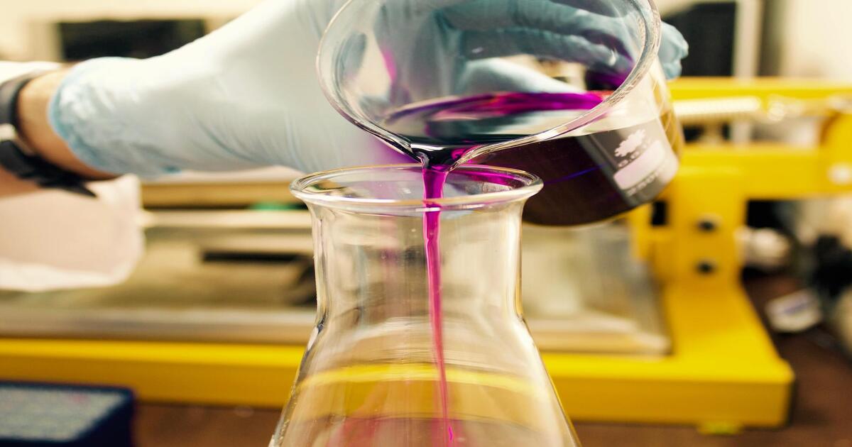 Behind-the-scenes with Asap SCIENCE | Royal Institution