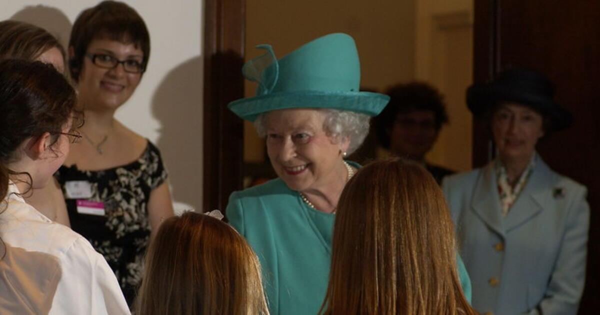Thank you to Her Majesty The Queen | Royal Institution