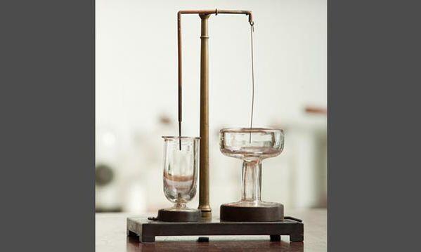 Michael Faraday's electric magnetic rotation apparatus (motor) | Royal ...